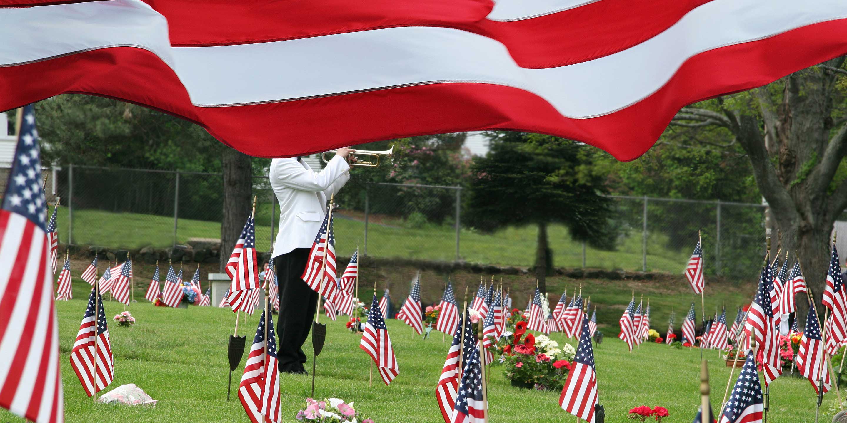 Fallen Comrade Table Spotlights Service Members’ Ultimate Sacrifice